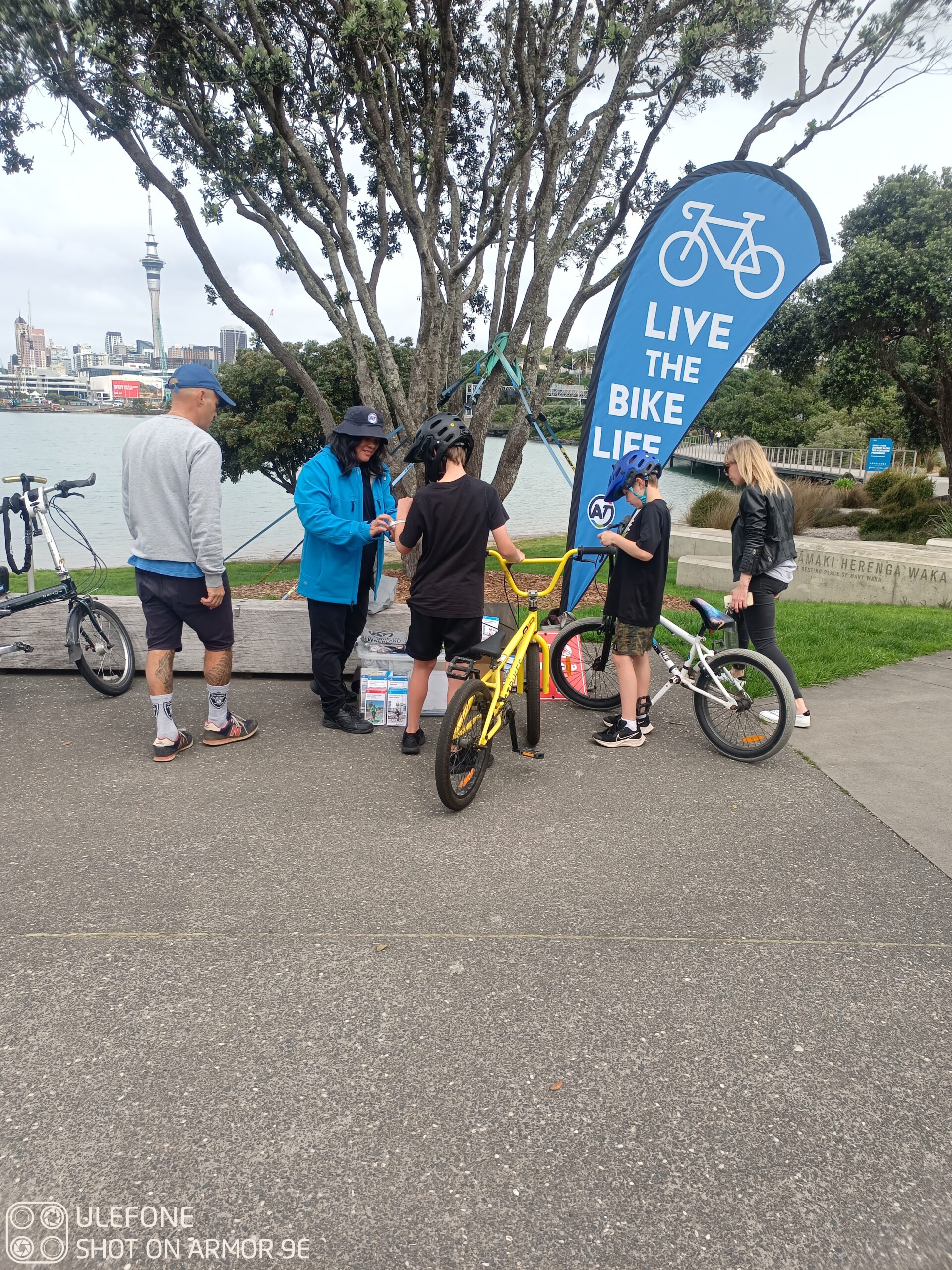 Action_Actors.extra - Bike Auckland