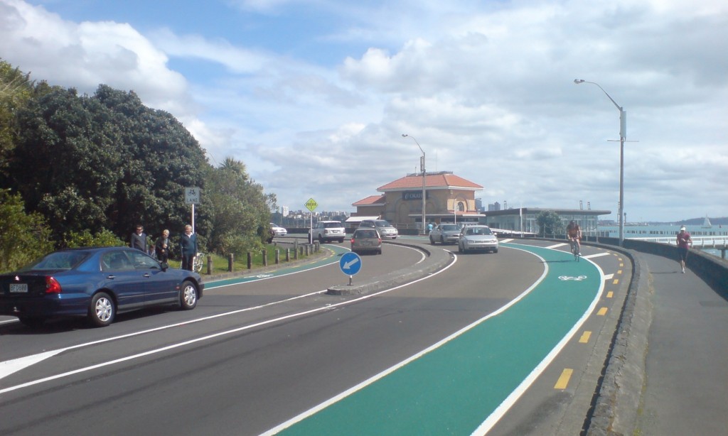 Survey - how do you like the Tamaki Drive cycling works? - Bike Auckland