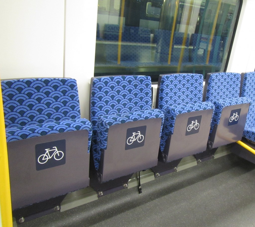 Cycling and our new trains - photo essay - Bike Auckland
