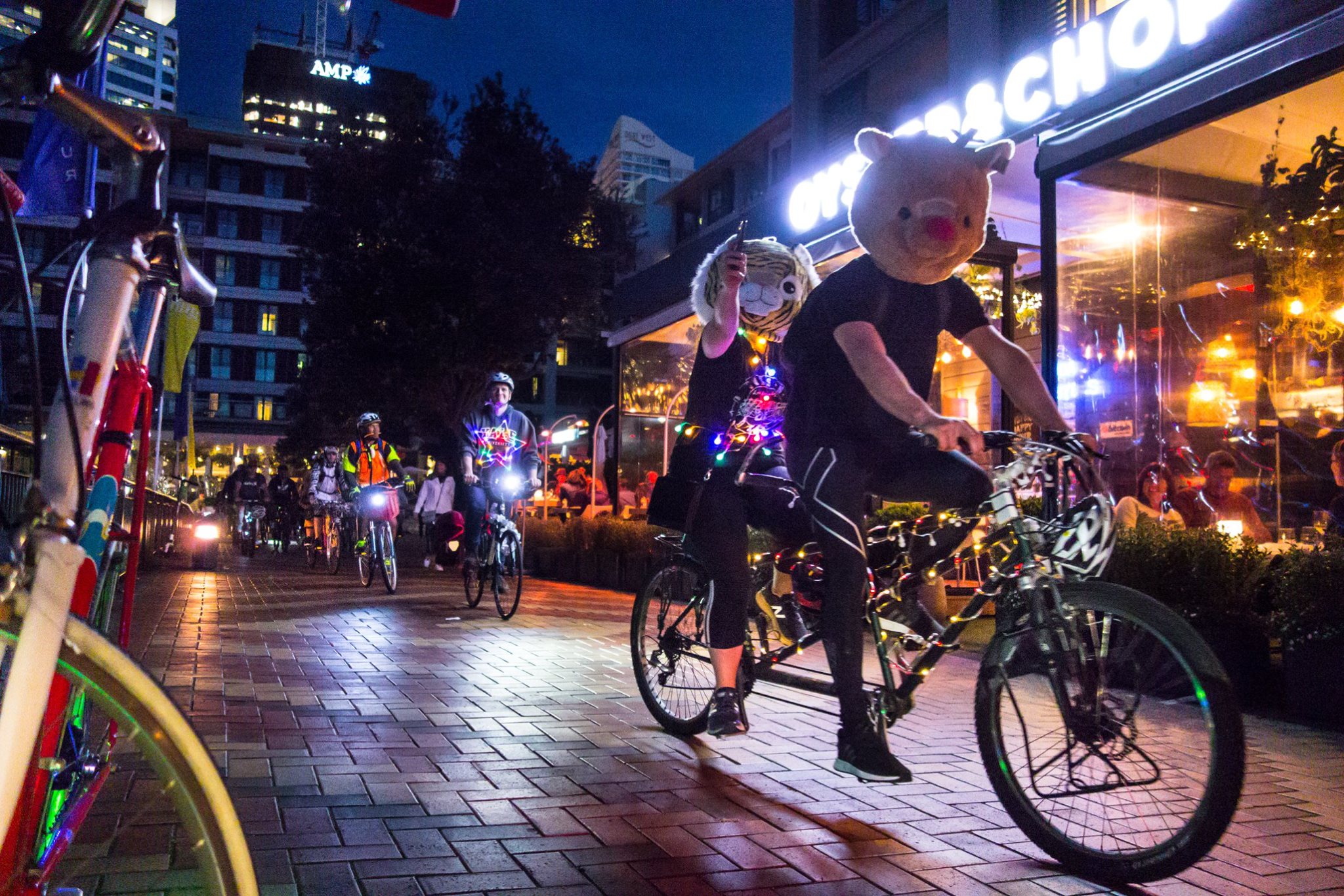 Rolling and Raving, Auckland-style